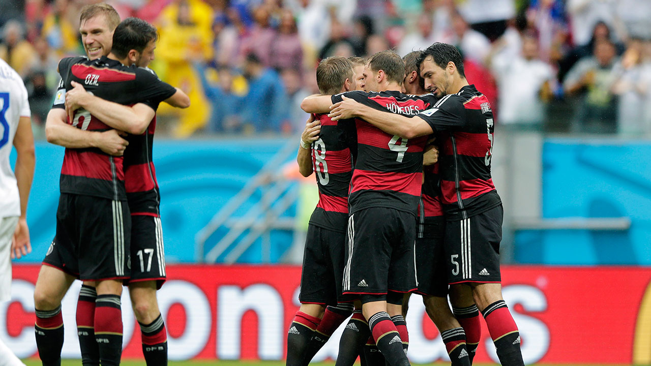 FIFA World Cup: Day 15 in photos