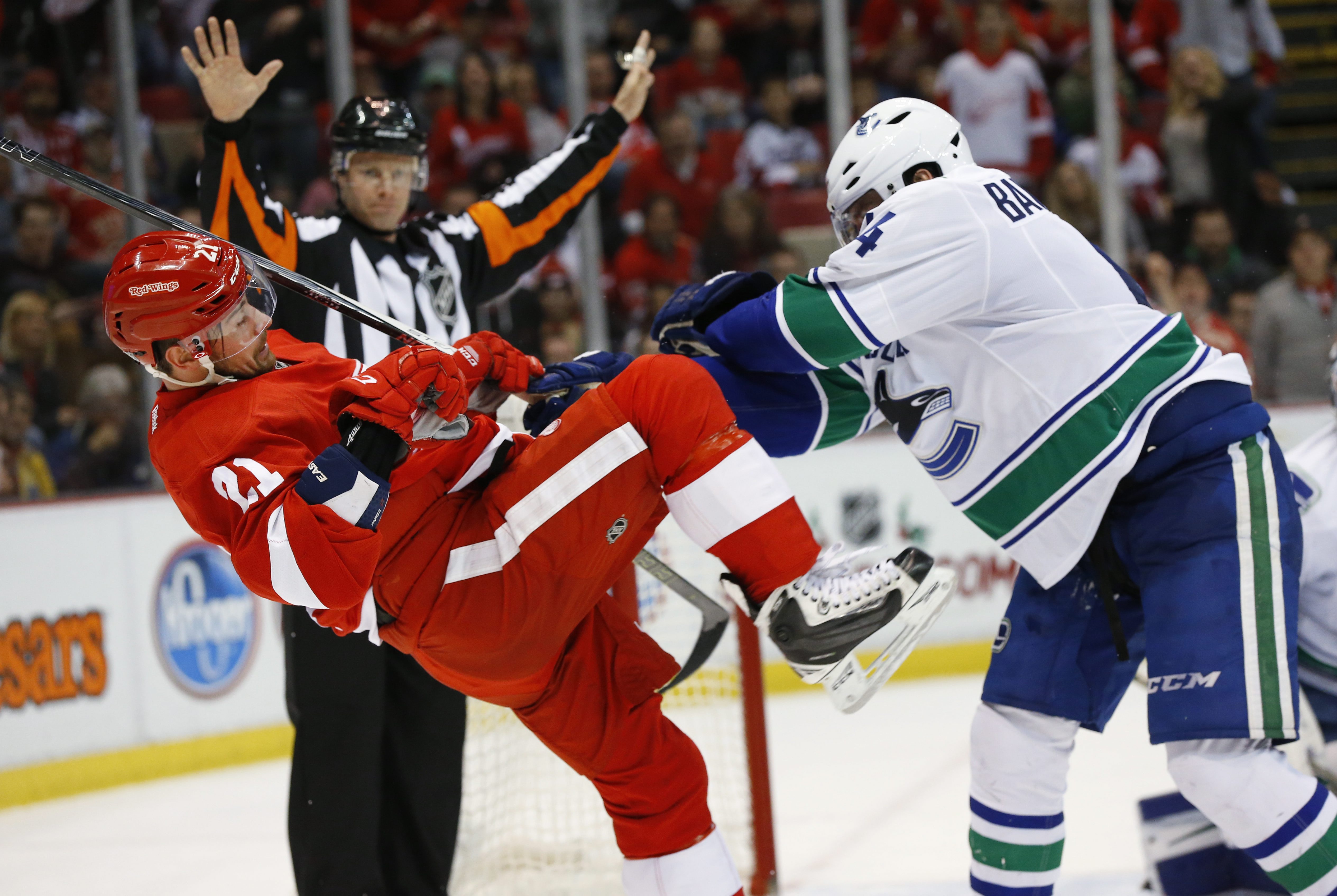 The NHL Frozen in Time: Lundqvist’s dreamy eyes