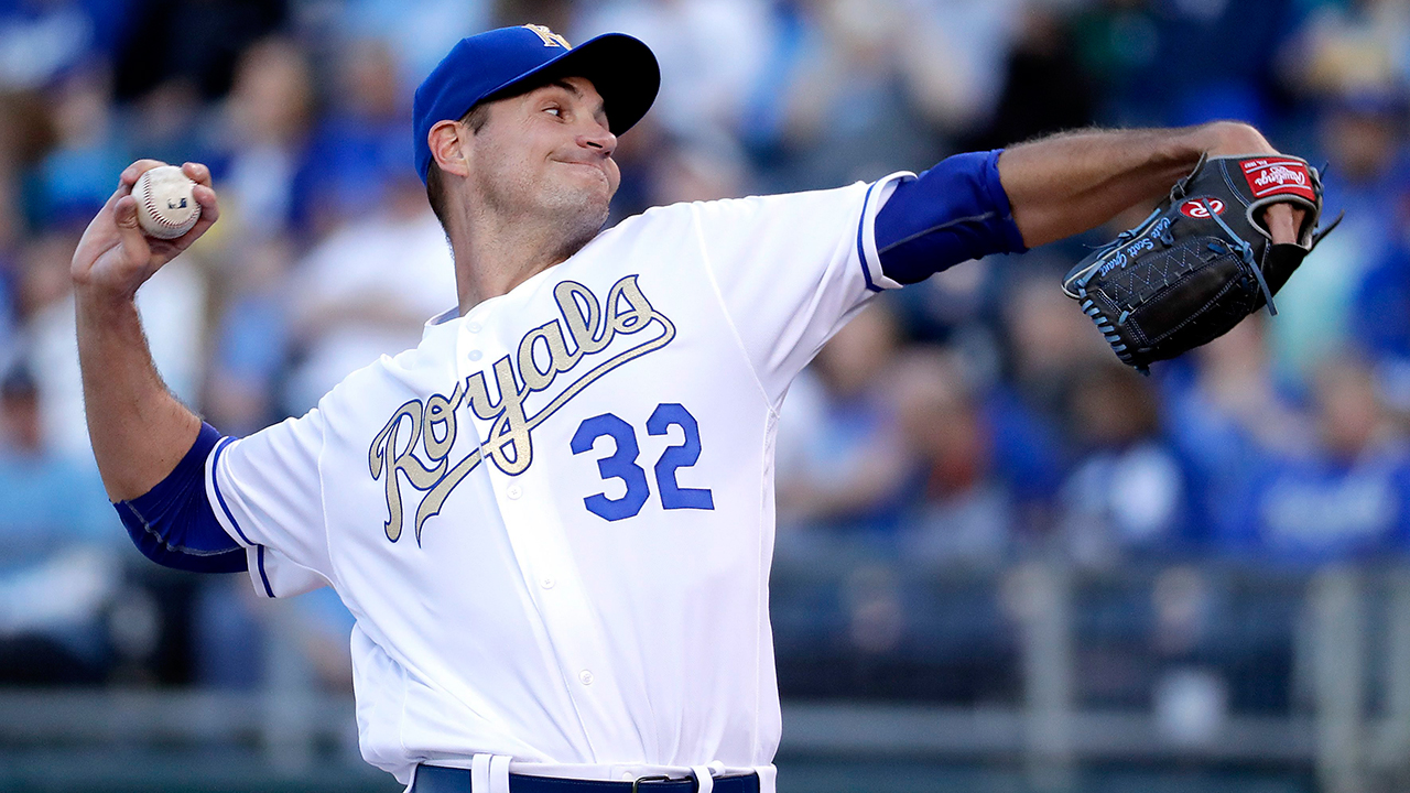 Royals pitcher Chris Young has surgery on abdominal, groin area | 1...
