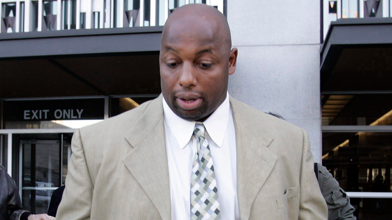 Ex-49er Stubblefield charged with raping disabled woman | 15 Minute...
