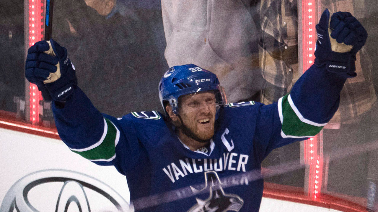 Henrik Sedin the overtime hero as Canucks edge Blues | 15 Minute News