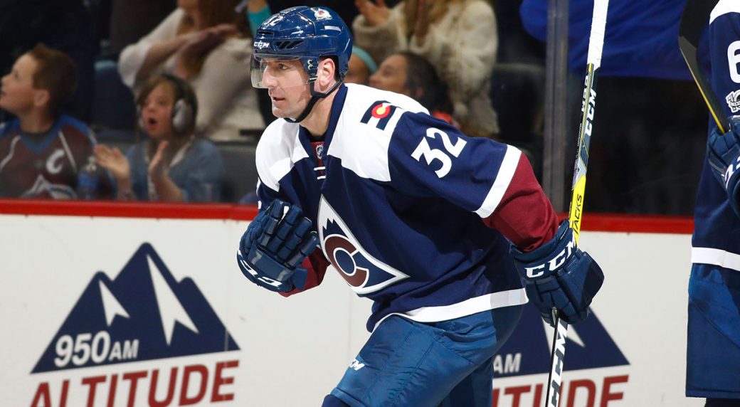 Francois Beauchemin signs with Ducks, returns to Anaheim once again ...