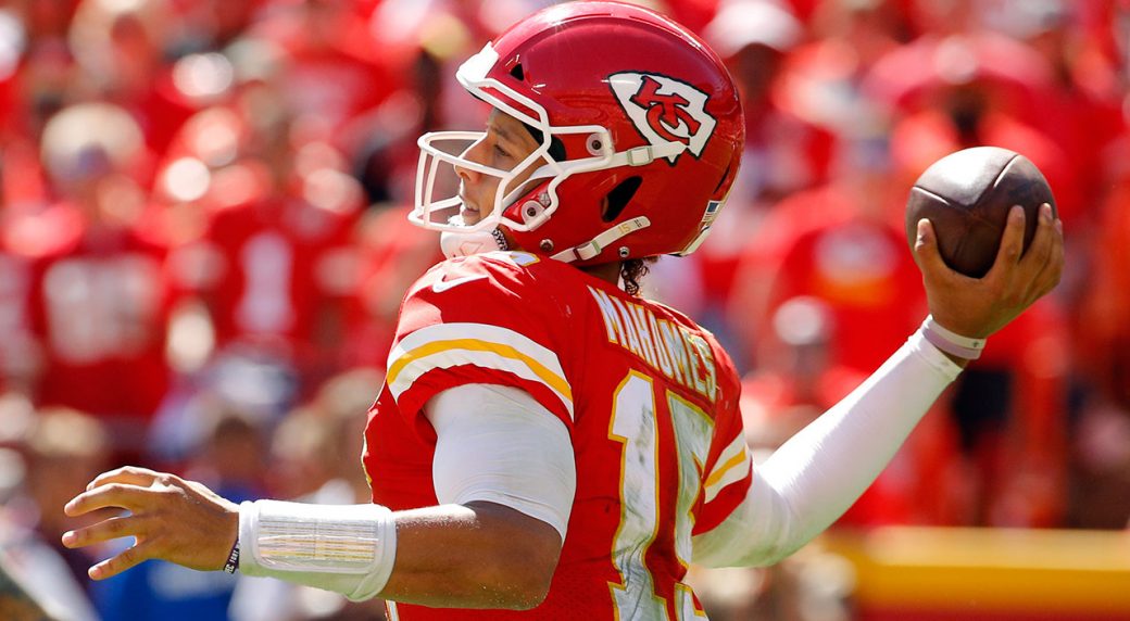Chiefs QB Patrick Mahomes wins NFL Offensive Player of the Year award ...