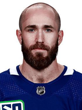 Blues sign forward Landon Ferraro to a one-year contract