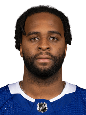 Stars sign centre Gemel Smith to 1-year contract